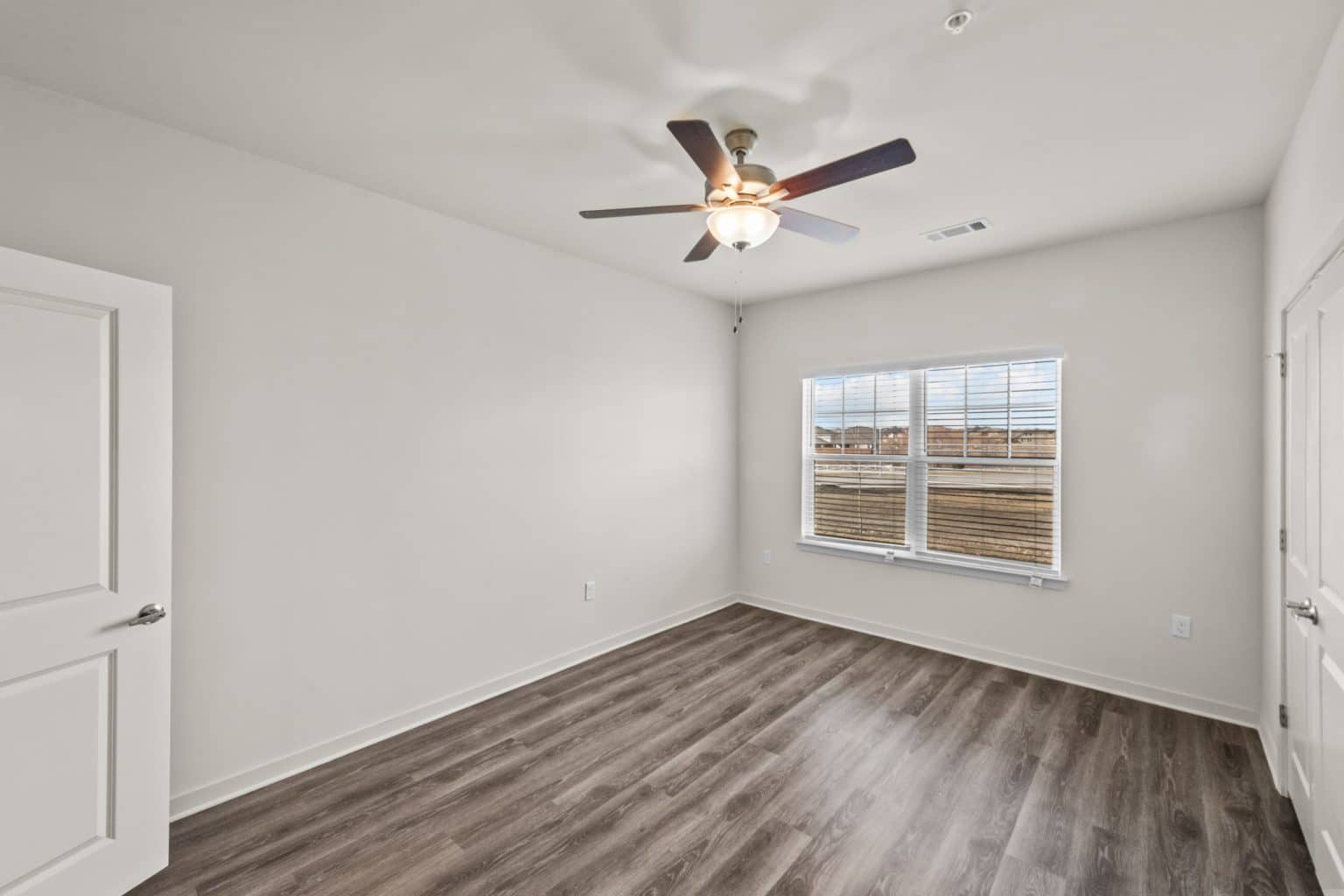 Apartment Photo Gallery | Tyler, TX | Wayfare Cumberland Park
