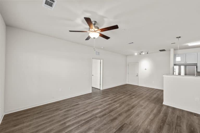 Apartment Photo Gallery | Tyler, TX | Wayfare Cumberland Park